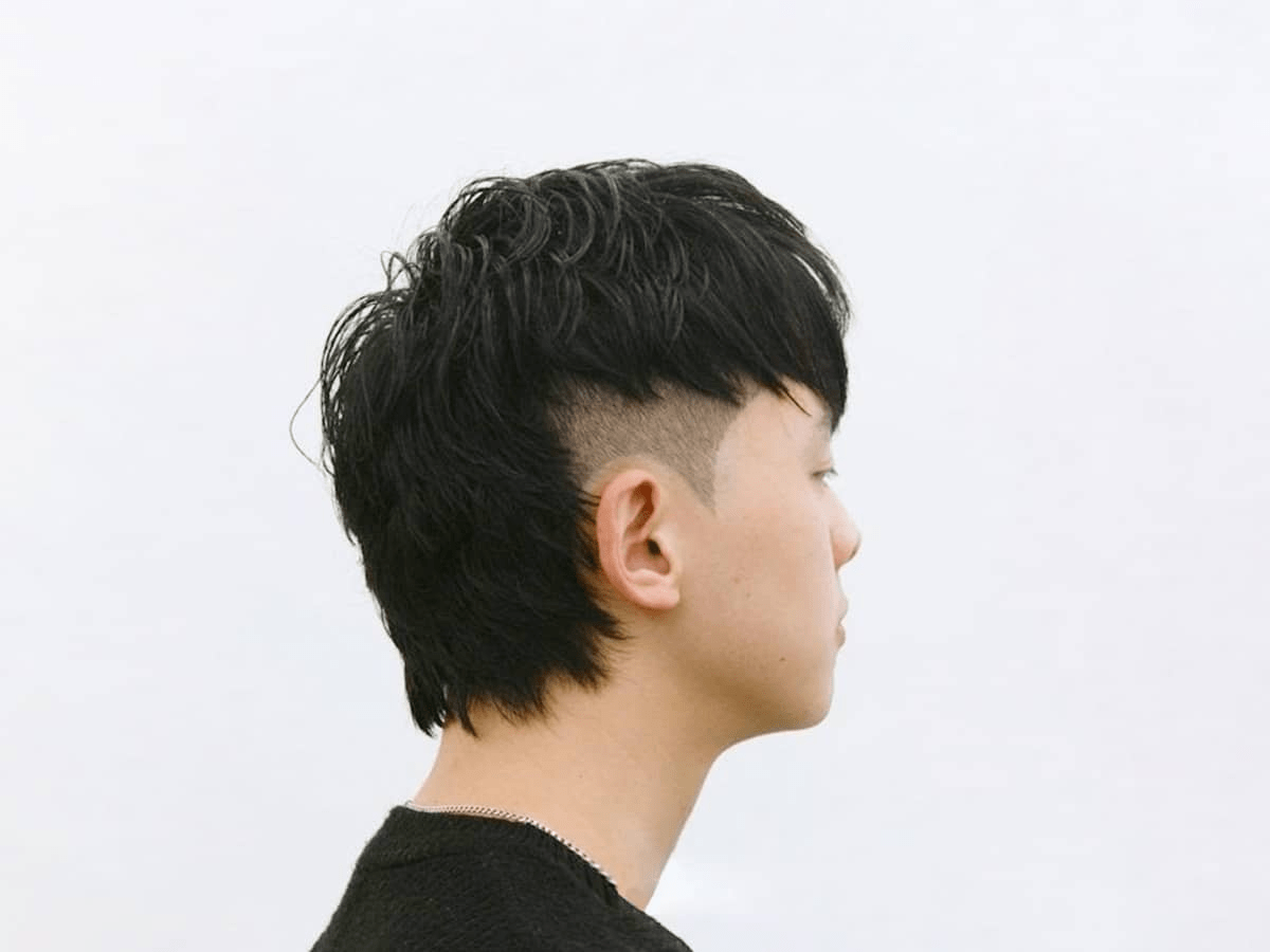 How to Style Trendy Wolf Haircut Looks for Men
