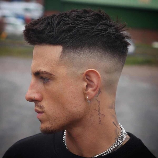 Low Skin Fade: The Ultimate Guide to This Timeless Haircut